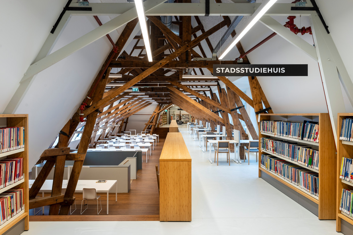 Het vernieuwde postkantoor in Utrecht moet een bibliotheek zijn zonder ...