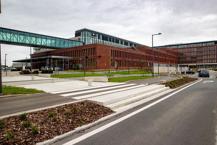 AZ Delta in 10 historische beelden: van de eerste samenwerking tot de ...