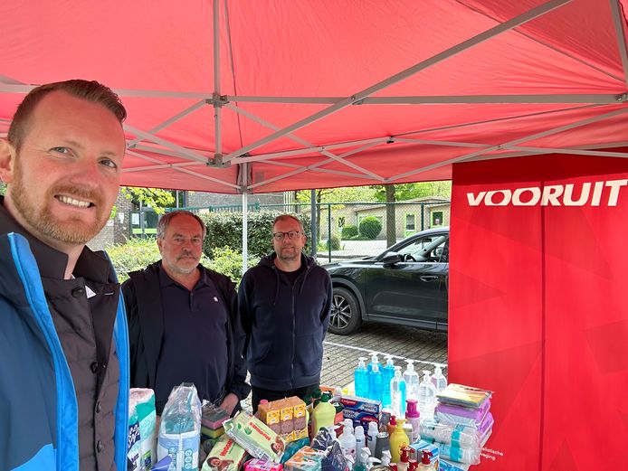 Vooruit zamelt voedingswaren, onderhouds- en verzorgingsproducten in ...