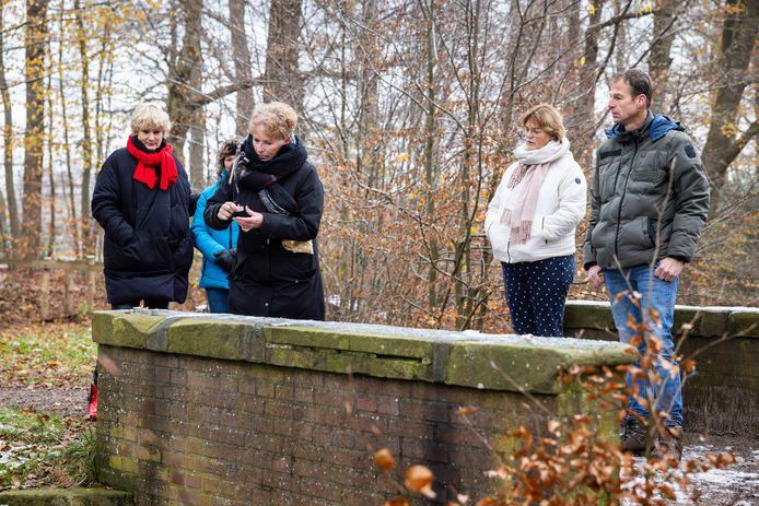 Ouders overleden kinderen wandelen samen in Dalfsen: ‘Ene moment zie ik ...