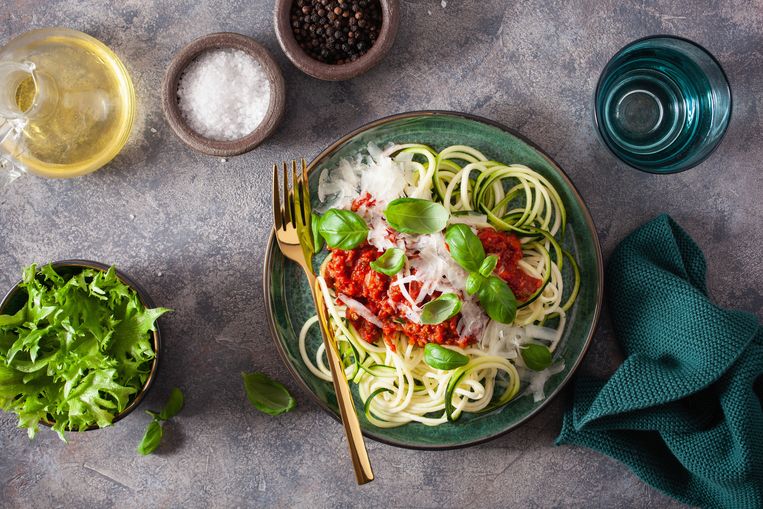 17 heerlijke groentes om koolhydraatarme pasta van te maken | Libelle