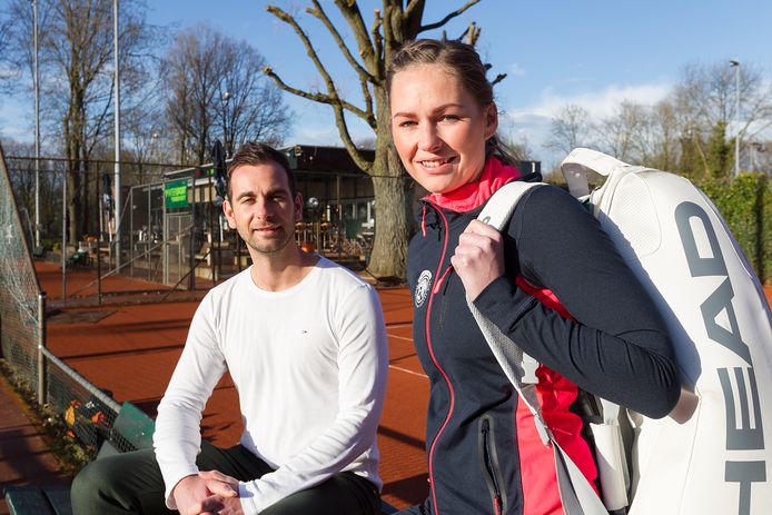 Ondanks vermoeidheid succes voor tennisser Geers | Alphen | AD.nl
