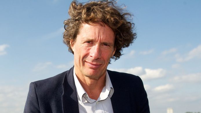 Giraf Marius: Dirk Draulans begrijpt aanpak van zoo | Dieren | hln.be