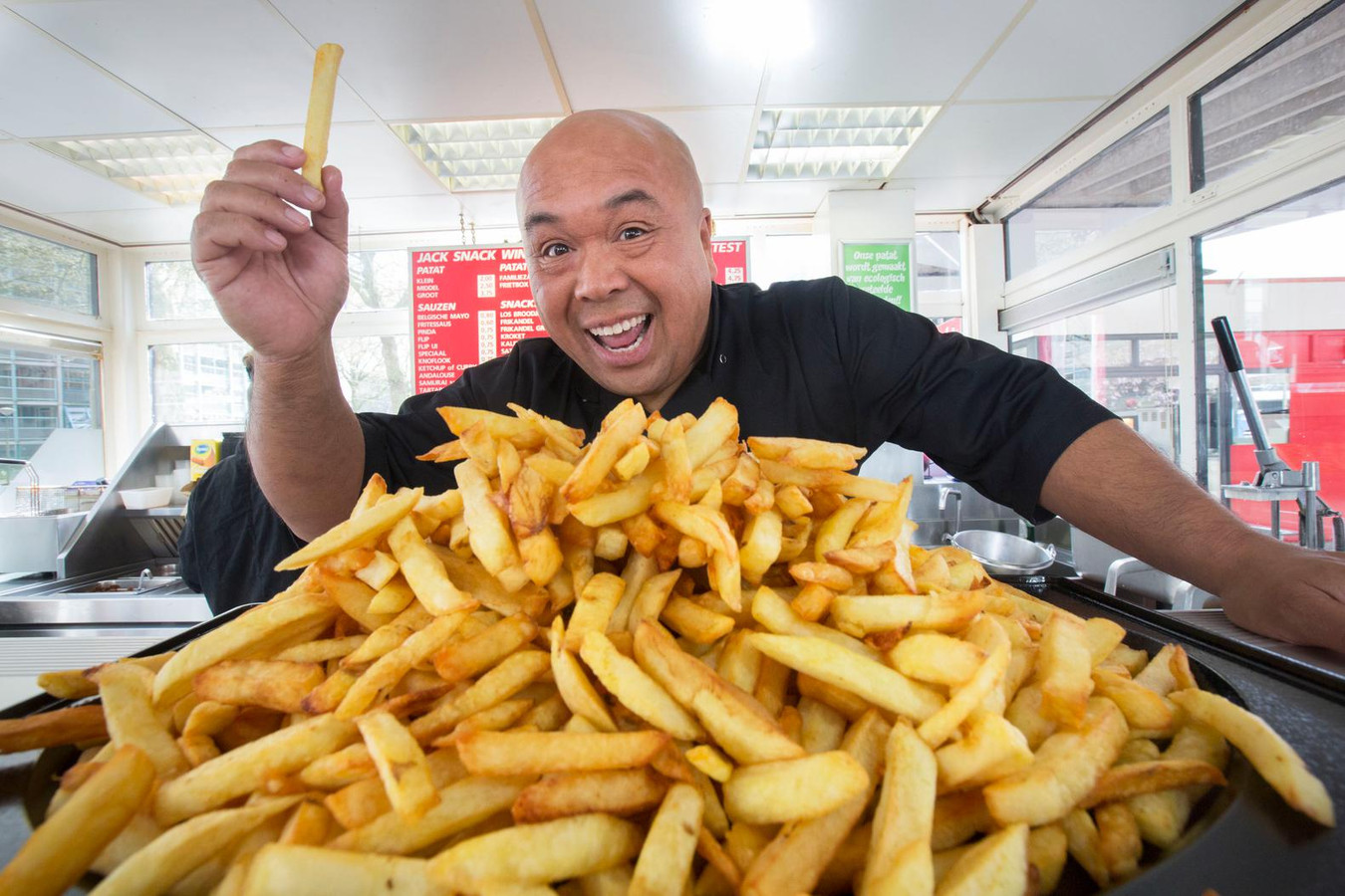 Jack Snack (53), beste frietbakker van Nederland, stopt: ‘De dokter zei ...