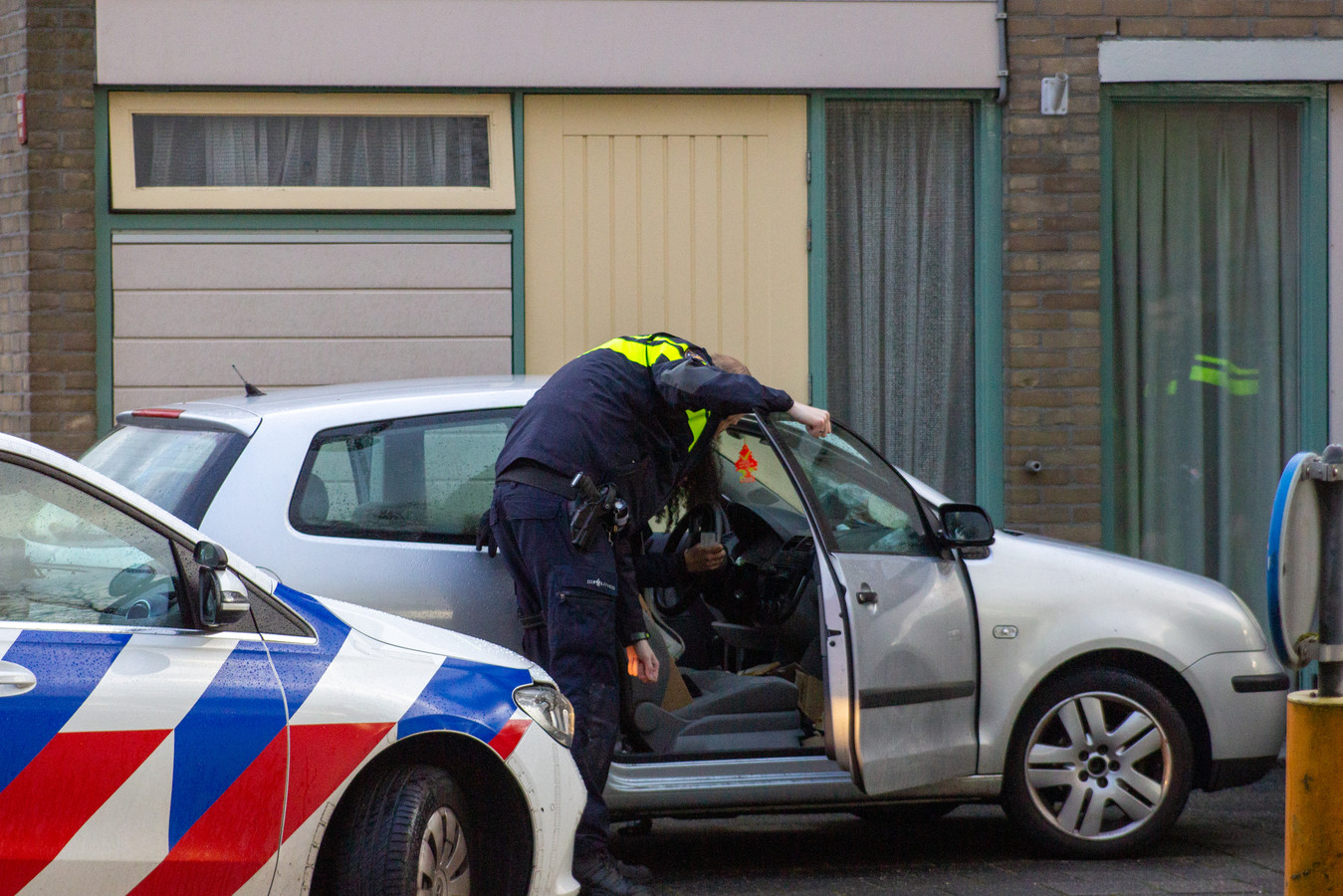 Man 29 Uit Deventer Gaat Ervandoor Als Hij Wordt Betrapt Op