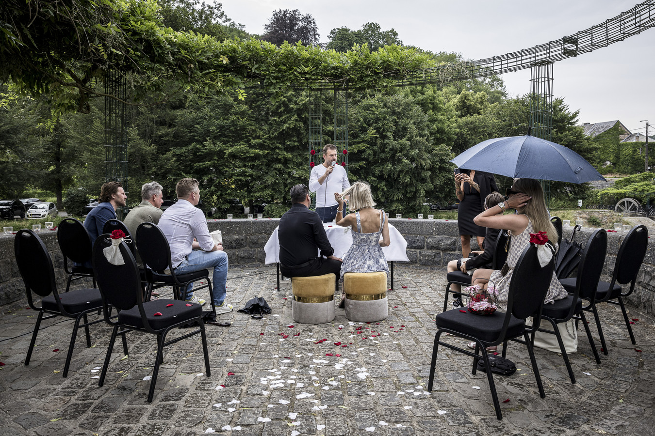 EXCLUSIEF. Tanja Dexters onthult alle details over huwelijk in eerste gesprek: “Mijn boeket komt ...