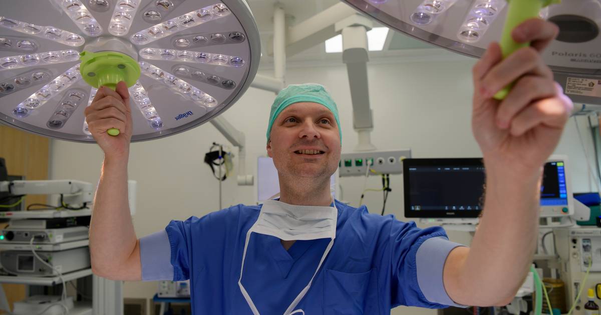 ZorgSaam haalt rugoperatie van Gent naar Terneuzen: Maarten (72 ...