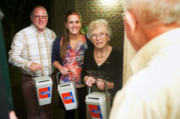 Hein leerde het van zijn moeder, en nu gaat zijn kleinzoon van één mee ...