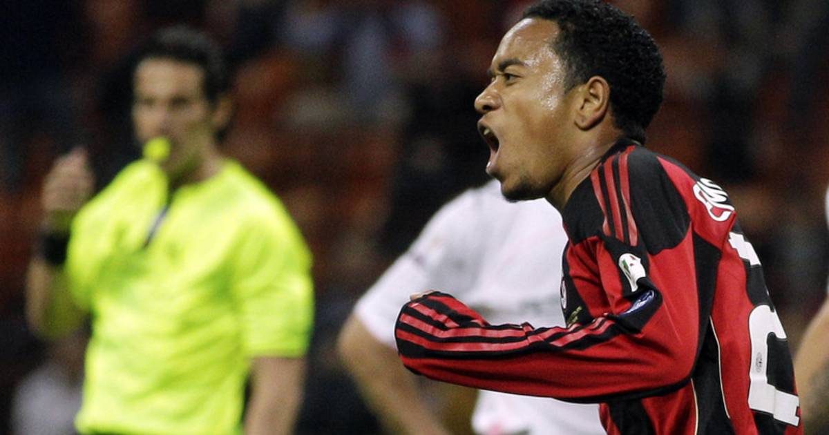 Emanuelson terug bij Ajax: Ik merk hoe iedereen snakt | Nederlands ...