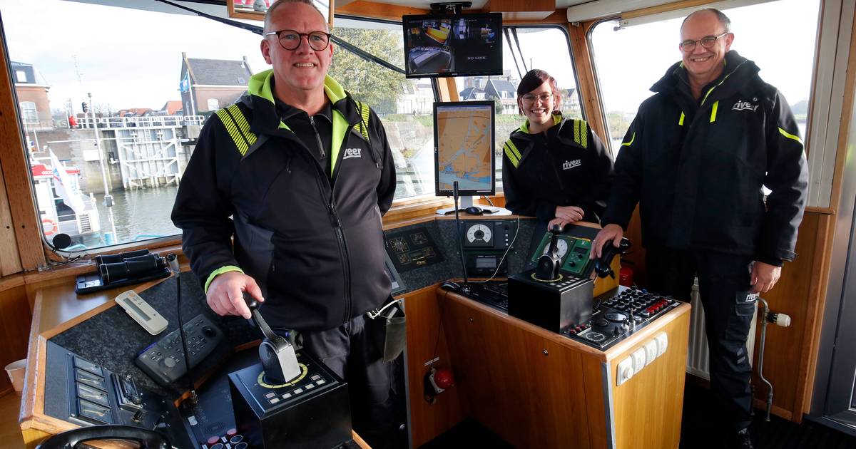 Na pittige training van 4 jaar mogen matrozen van Riveer zich éindelijk ...