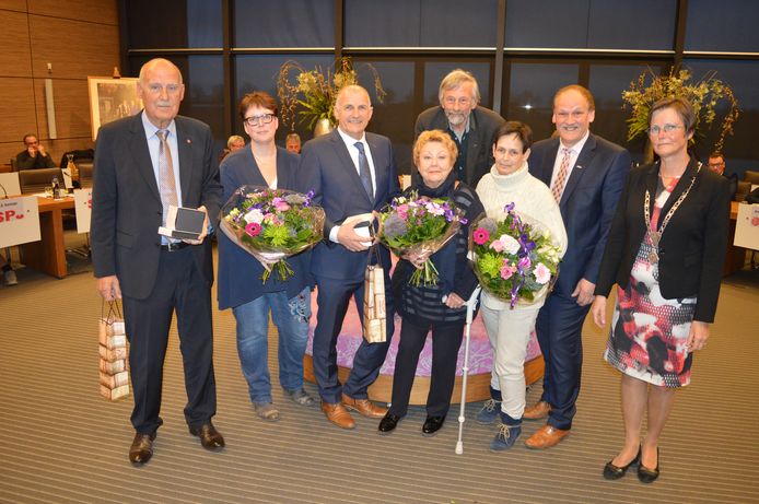 Thoolse raadsleden vertrekken met gemengde gevoelens | Tholen | pzc.nl