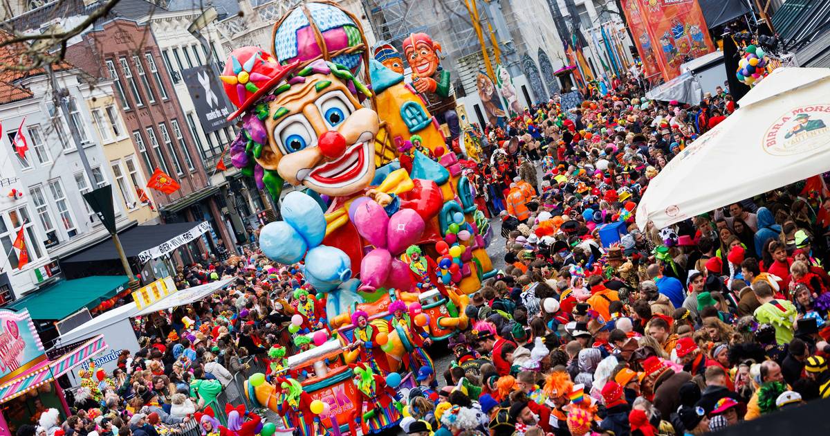 Carnaval wordt meer en meer het volksfeest buiten, ook al zijn er ...