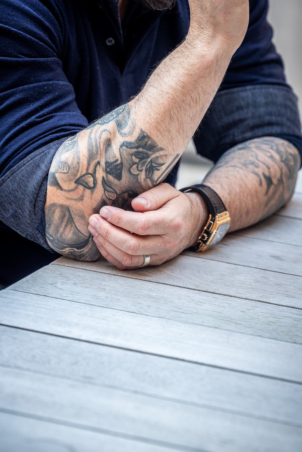 STRAFPLEITERS. Bert Vanmechelen (44), die het keer op keer opneemt voor ...