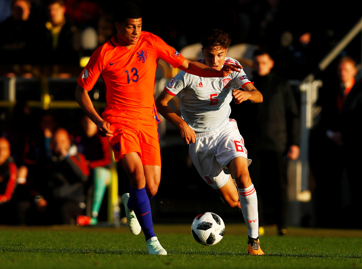 Oranje Onder 17 al zeker van kwartfinale na zege op Spanje | Foto | AD.nl