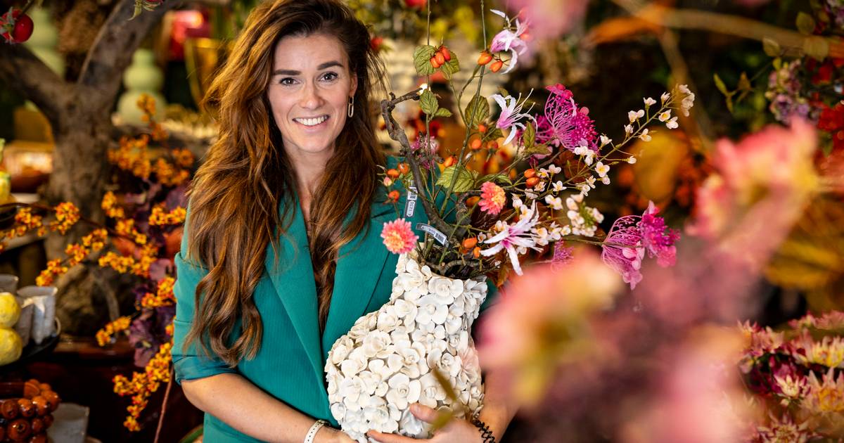 Van echte bloemen naar zijde, Lobke (32) gooide roer om en gaat wereld ...