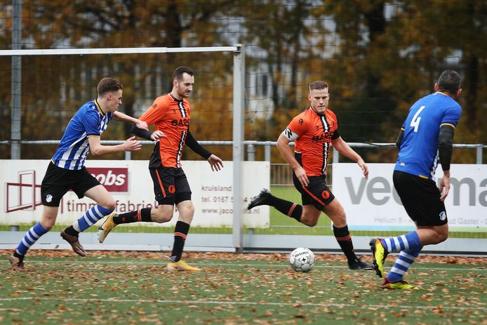 Puntendeling voor Kruisland, Dosko zakt verder weg | Amateurvoetbal ... Puntendeling voor Kruisland, Dosko zakt verder weg | Amateurvoetbal ...