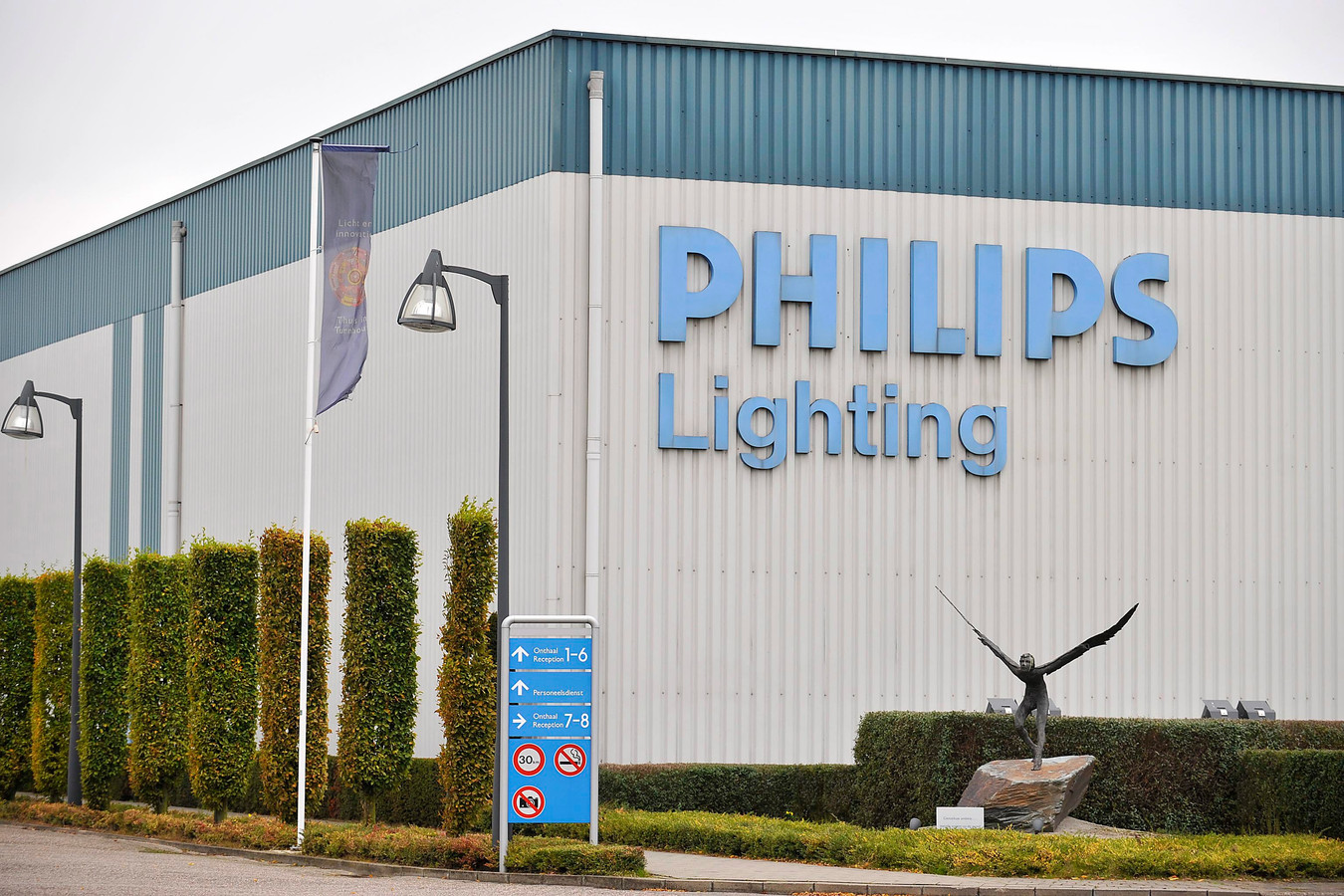 Nog maar eens 174 jobs op de tocht bij Signify, het vroegere Philips in ...