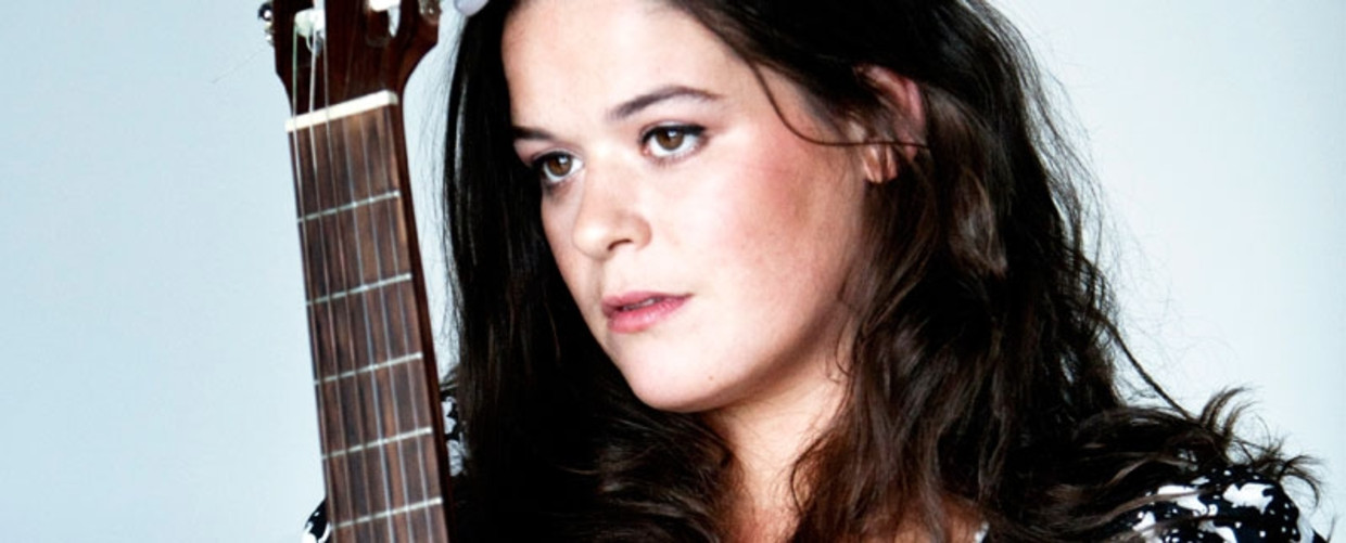 Begint 'm al te knijpen: Katinka Polderman (van 'Pi-pa-pijpen')