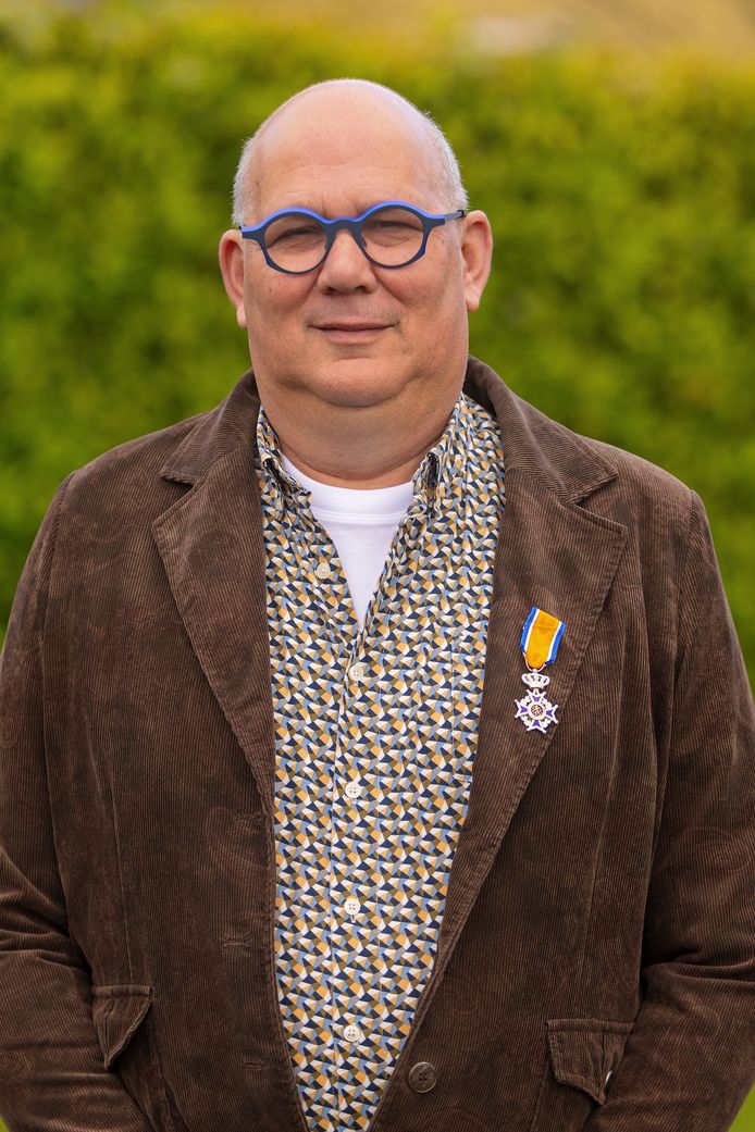 Vier nieuwe leden in de Orde van Oranje-Nassau in Alphen-Chaam ...