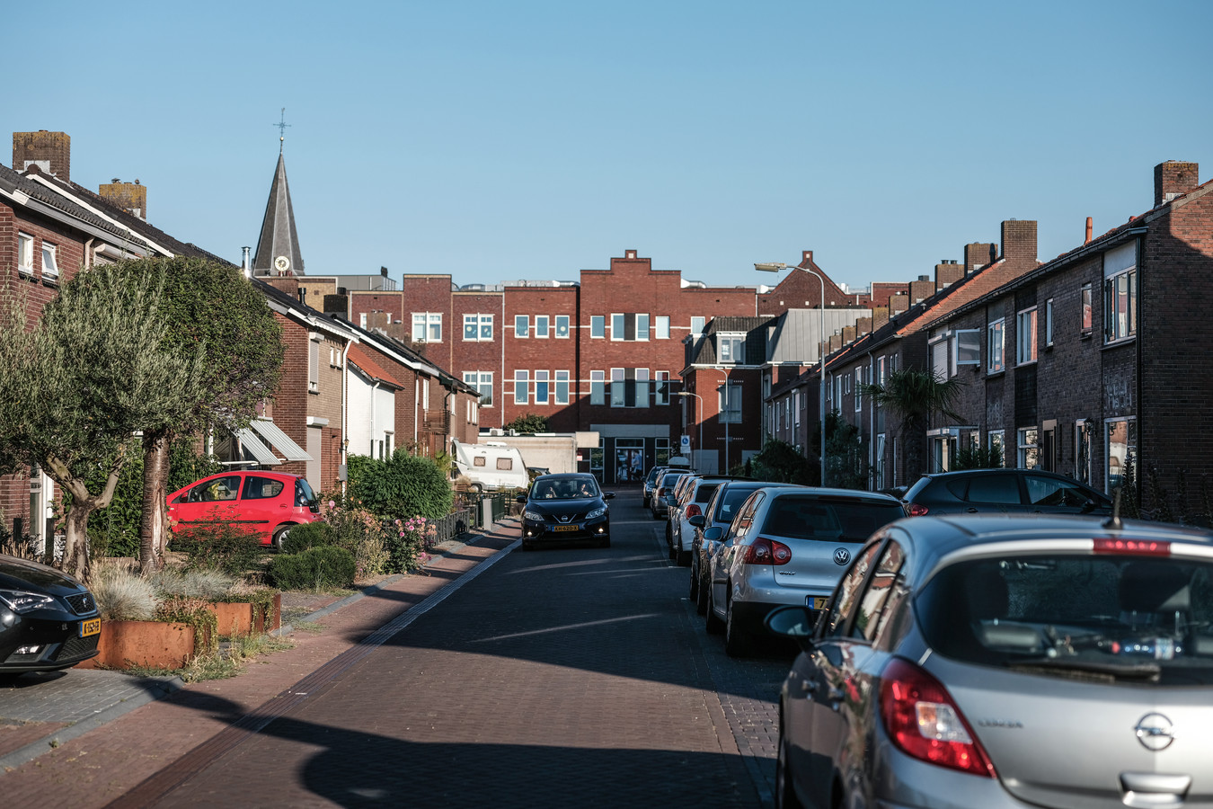Einde aan parkeersores Duiven: bewoners van drie centrumstraten krijgen ...