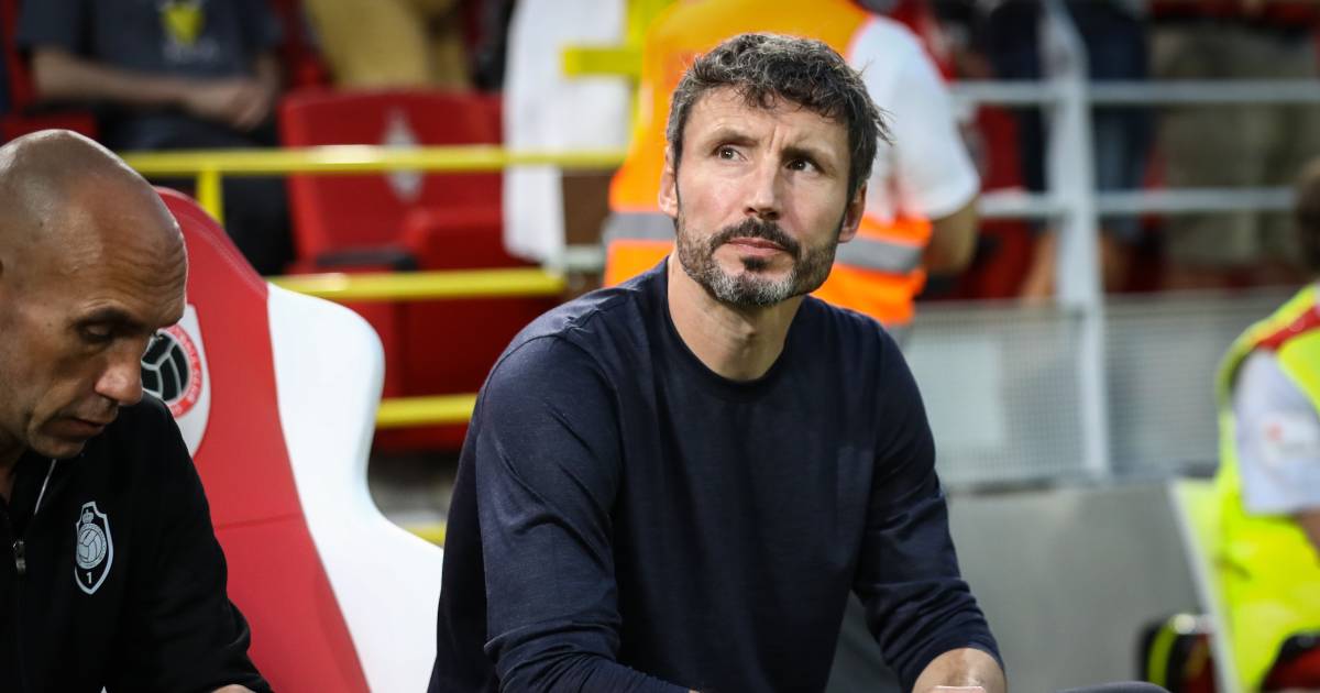 Mark van Bommel na Europese uitschakeling met Royal Antwerp: ‘Doelen ...