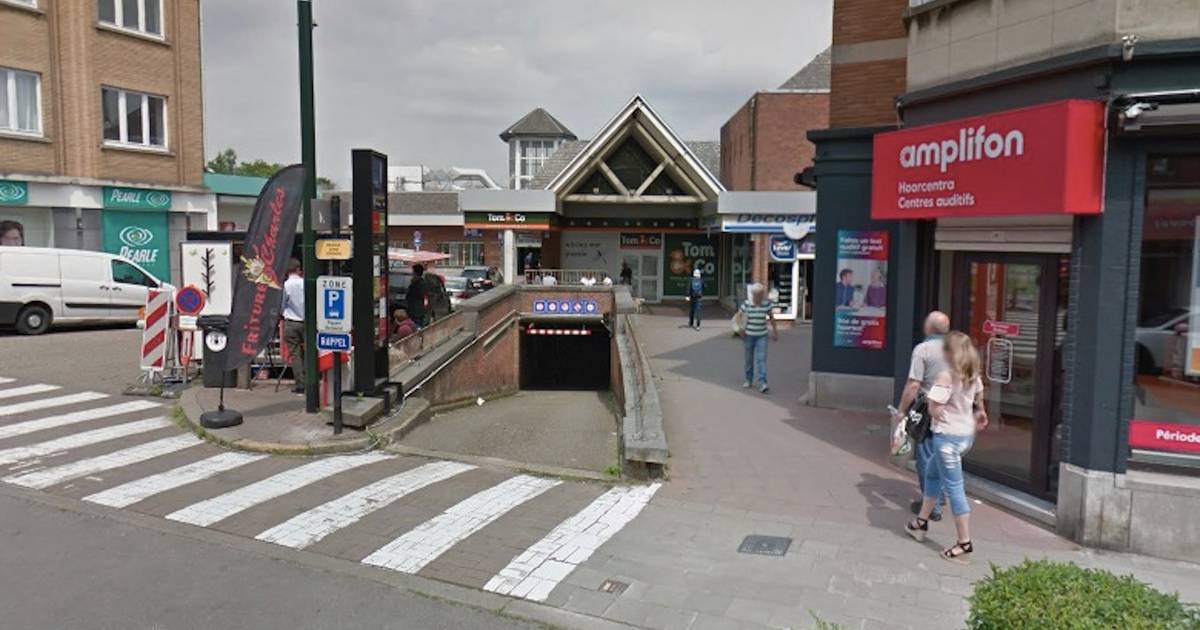 Le centre commercial et le métro Stockel évacués: pas de radioactivité ...