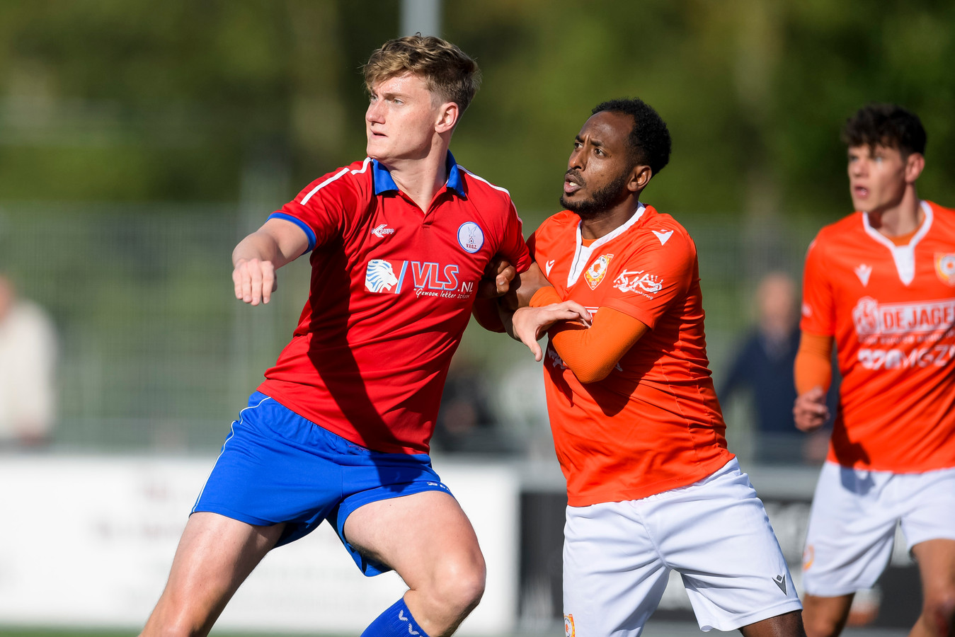 De lach is terug bij Oranje Wit, VVGZ krijgt eerste tik: ‘Maar we mogen ...