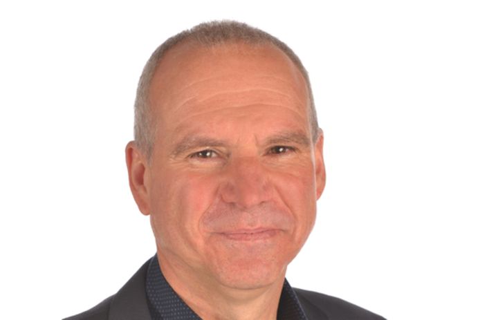 Johan Deleu (N-VA) grijpt de overwinning bij gemeenteraadsverkiezingen ...