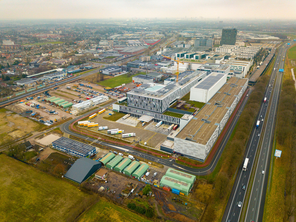 Mening | Als ASML wil bouwen, waar is het dan wijs om dat te doen ...