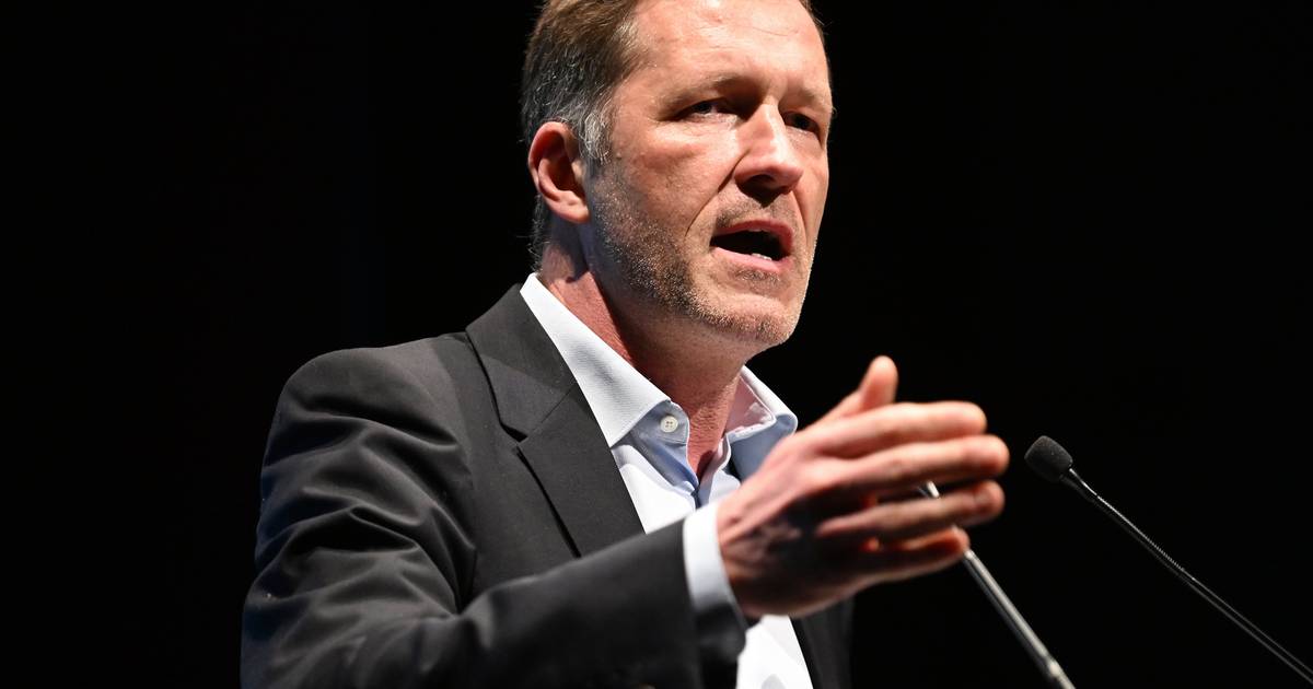 Paul Magnette annonce que le PS ne votera pas la loi anti-casseurs ...