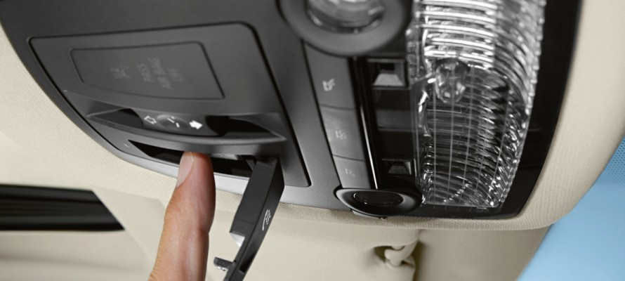 Dit knopje zorgt jaarlijks voor 2500 minder verkeersdoden en hier zit ...