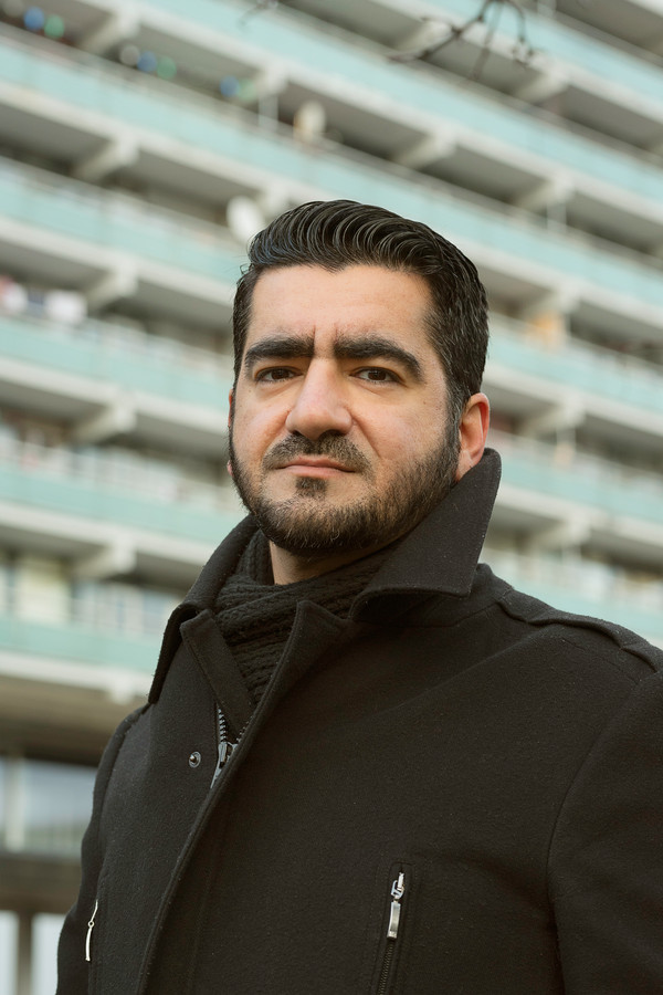 Waarom Murat als enige terug wil naar de Bijlmer | Foto | AD.nl