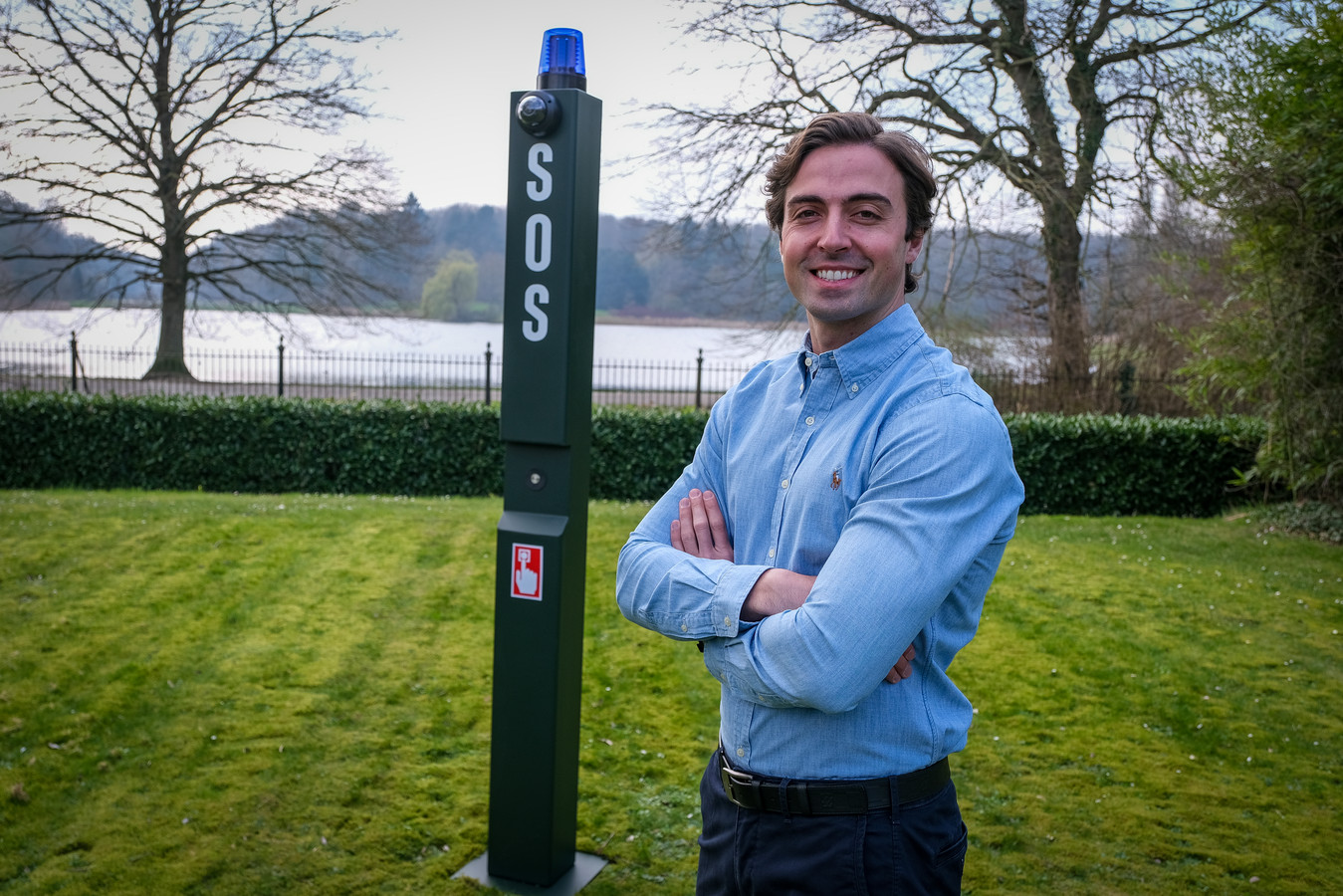 Advocaat die aangerande vrouwen verdedigt, ontwerpt NoodPaal: “Eén druk ...