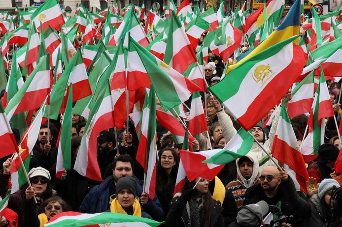 Nieuwe sancties van Iran tegen meer dan 30 Europese personen en ...