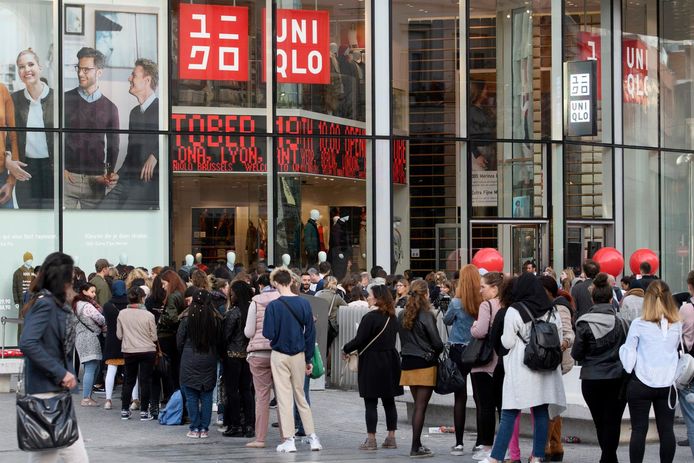 Le premier magasin Uniqlo à Bruxelles a ouvert ses portes | Tendances ...