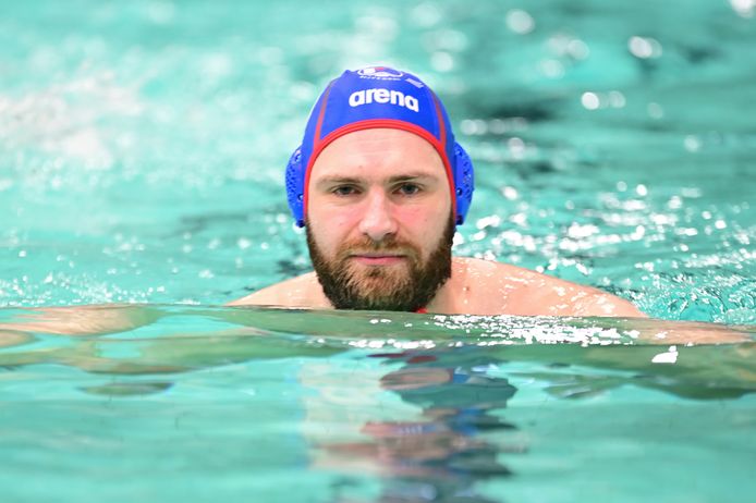 Waterpolo: Het Ravijn op rand van uitschakeling in Europa; ruim verlies ...