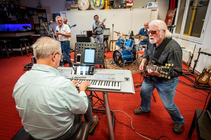 De rek is er nog lang niet uit bij het 50-jarige Paradox: ‘We worden ...