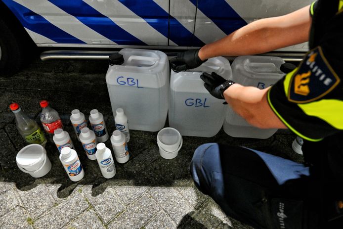 Drugslab gevonden in opslagbox aan de rand van Tilburg: ‘Onveilige ...