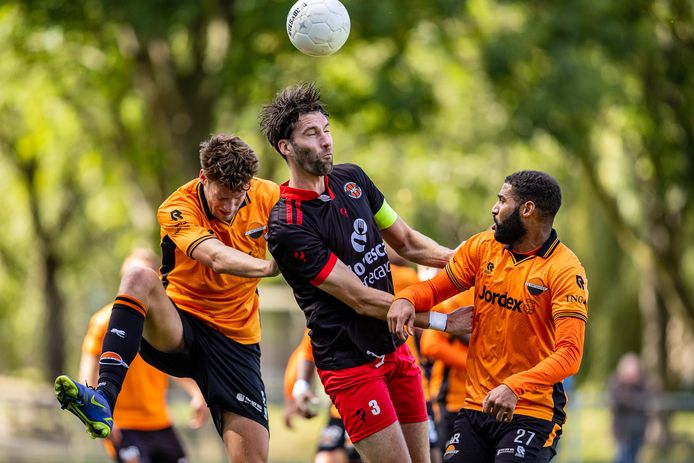 Rondje langs de velden: Prijs voor ARC-gids en code rood bij Alphense ...