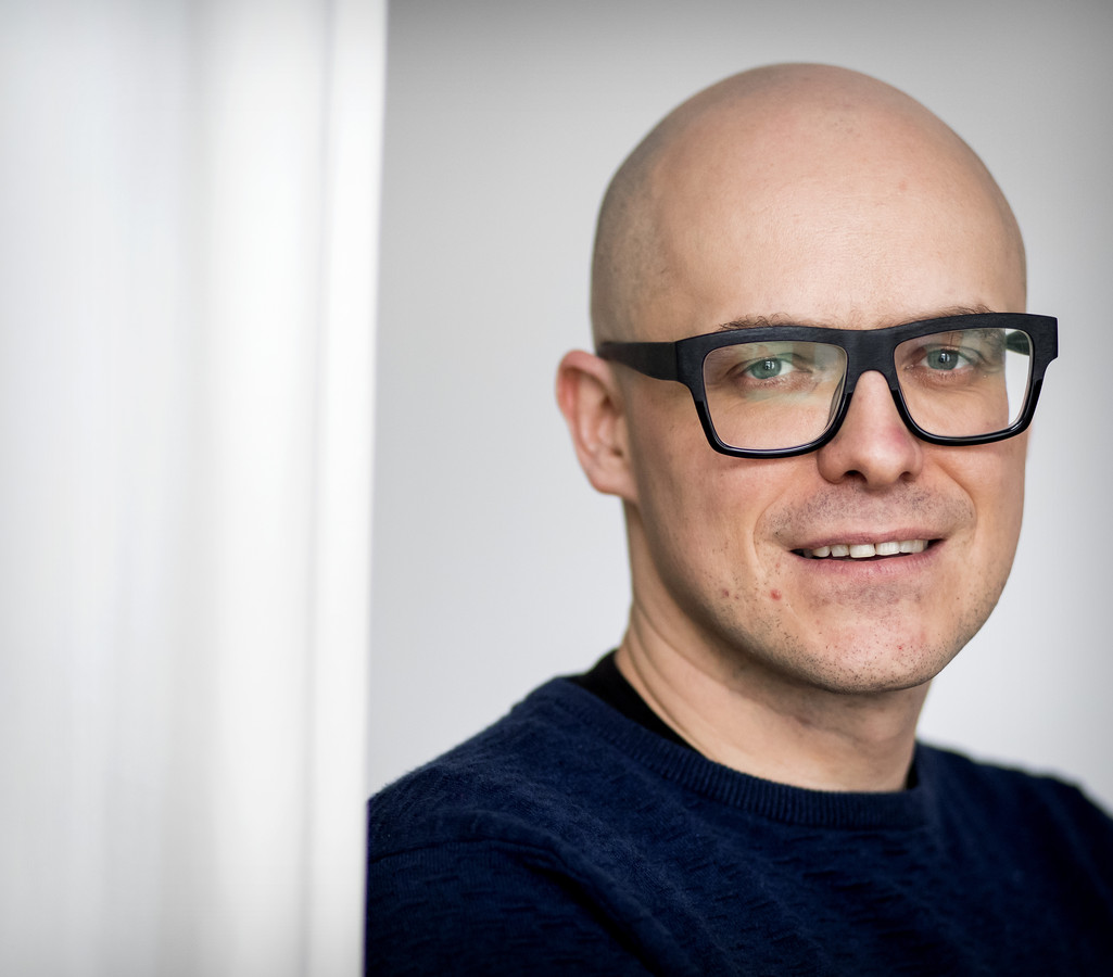 Philippe Geubels waagt z'n kans in Nederlandse ‘De slimste mens’ | Foto ...