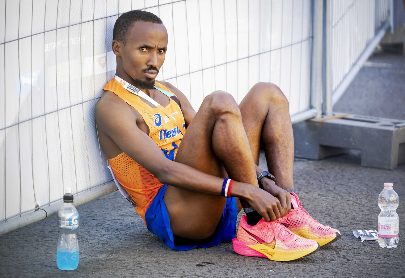 Victor Kiplangat bezorgt Oeganda goud op marathon, deceptie voor Abdi ... Victor Kiplangat bezorgt Oeganda goud op marathon, deceptie voor Abdi ...