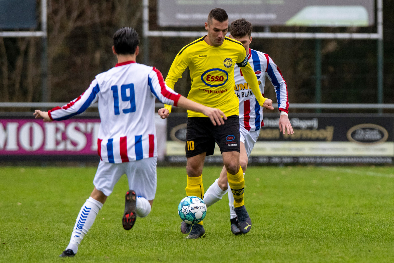 Sparta Nijkerk juicht, HVC passeert 47-jarige doelman, duel SEC ...