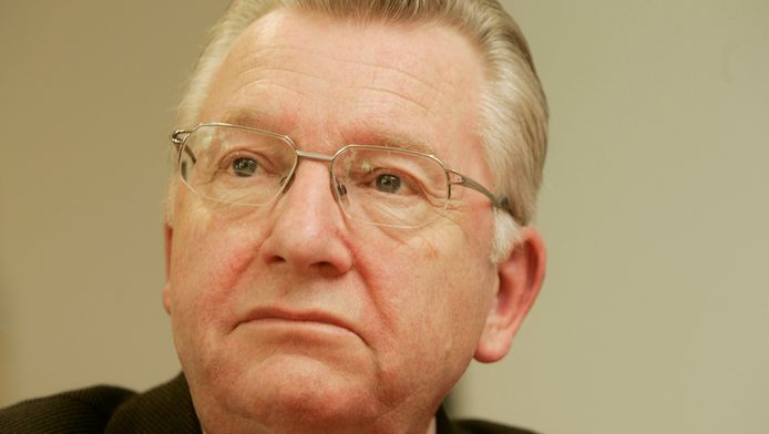 Piet Van Roe langer bij VRT | Binnenland | hln.be