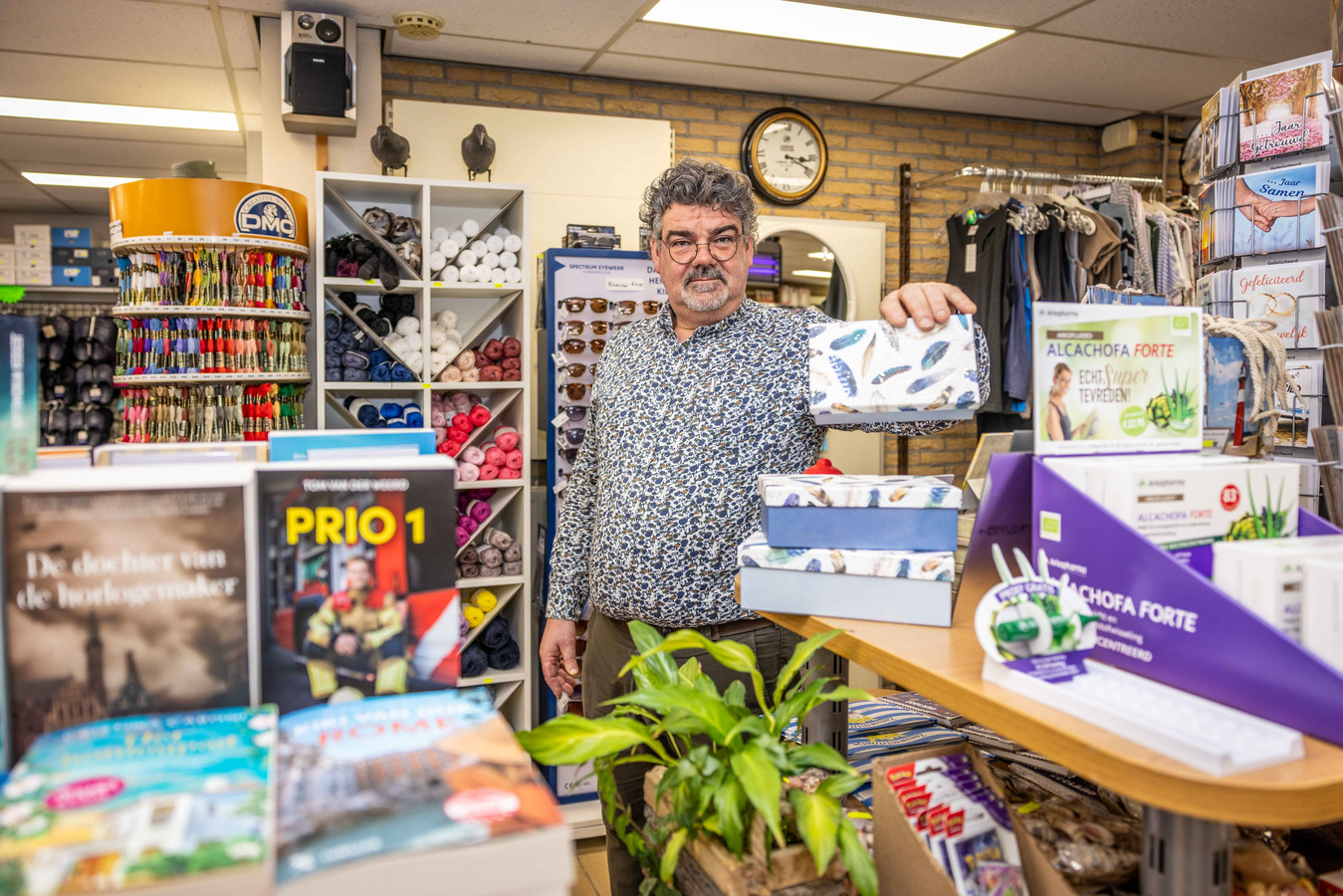 Peter staat zes dagen per week in zijn warenhuis: ‘Vakantie? Misschien ...