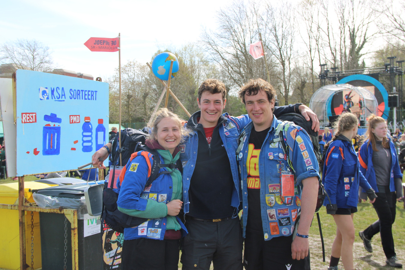 KIJK. 3.200 KSA’ers eindigen dertigste Joepie-tocht in ‘Stad X’ Tielt: “Bloed, zweet en tranen ...