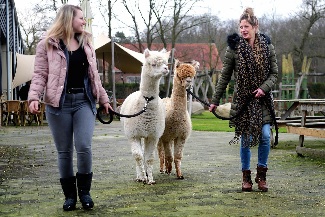 Ook zij mogen weer iets meer: ‘We zijn echt superblij, uitgelaten en ...