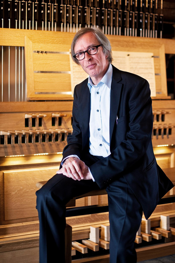 Na oproep op Facebook wordt beiaardier Frank Deleu (70) nieuwe ...