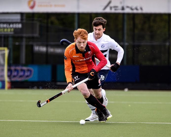 17-jarige doelpuntenmaker bij winnend Oranje-Rood | Sport regio | ed.nl