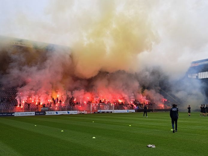 B-Side in vuur en vlam dag voor derby, NAC-spelers weten waarvoor ze ...