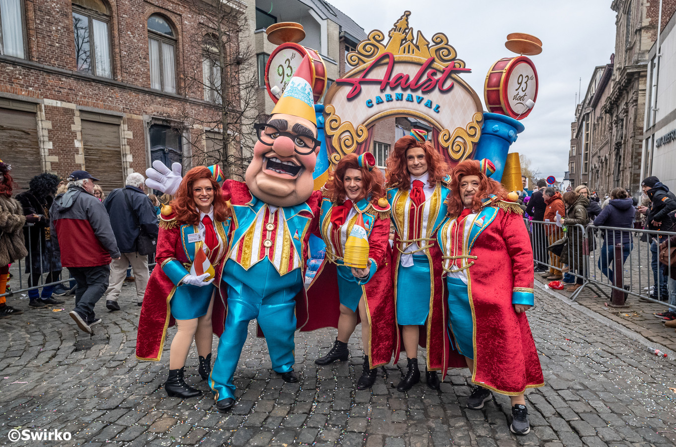 TERUGBLIK. Dit was de eerste dag van Aalst carnaval | Foto | hln.be